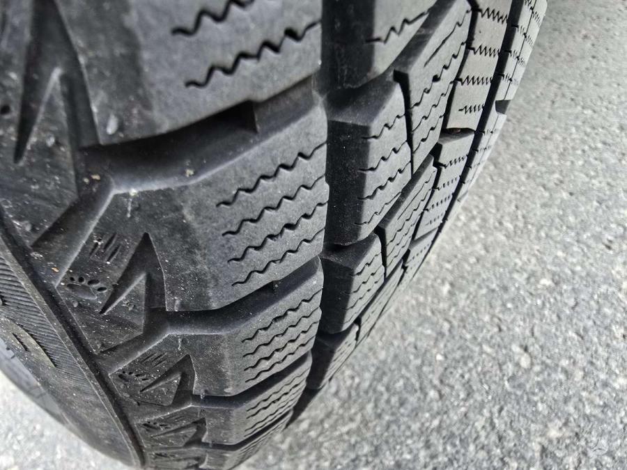 Pelēks Toyota Verso-S 2006 Šauļi, ar dzinēja tilpumu 1.30 L un nobraukumu 264 tūkst. km par 1699 €, foto 9 vietnē AUTOMOTO.COM.LV