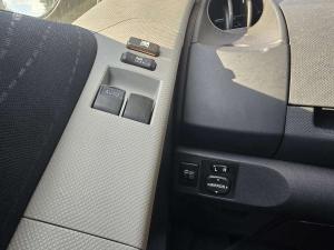 Pelēks Toyota Verso-S 2006 Šauļi, ar dzinēja tilpumu 1.30 L un nobraukumu 264 tūkst. km par 1699 €, foto 15 vietnē AUTOMOTO.COM.LV