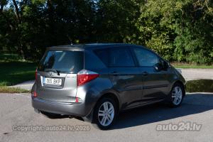 Pelēks Toyota Verso-S 2013 Tallina, ar dzinēja tilpumu 1.30 L un nobraukumu 157 tūkst. km par 4950 €, foto 3 vietnē AUTOMOTO.COM.LV