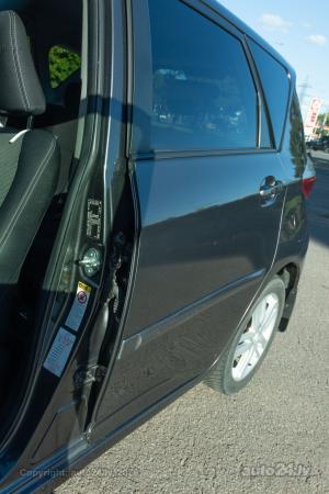Pelēks Toyota Verso-S 2013 Tallina, ar dzinēja tilpumu 1.30 L un nobraukumu 157 tūkst. km par 4950 €, foto 6 vietnē AUTOMOTO.COM.LV