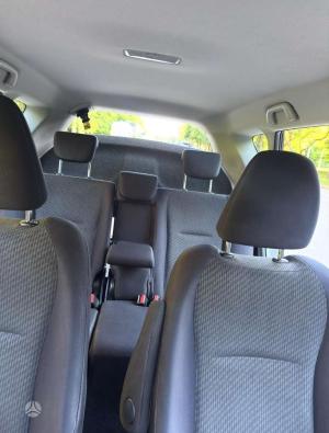 Grey Toyota Verso-S 2011 in Visaginas, with an engine capacity of 1.30 L and mileage of 249 thousand km for 3900 €, photo 13 on AUTOMOTO.COM.LV
