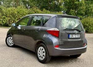 Pelēks Toyota Verso-S 2012 Rīga, ar dzinēja tilpumu 1.40 L un nobraukumu 240 tūkst. km par 4570 €, foto 5 vietnē AUTOMOTO.COM.LV