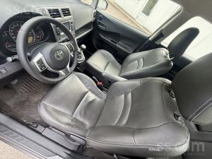 Pelēks Toyota Verso-S 2012 Rīga, ar dzinēja tilpumu 1.40 L un nobraukumu 240 tūkst. km par 4570 €, foto 6 vietnē AUTOMOTO.COM.LV