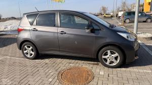 Toyota Verso-S 2011 in Panevezys, with an engine capacity of 1.40 L and mileage of 218 thousand km for 3600 €, photo 5 on AUTOMOTO.COM.LV