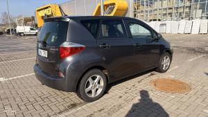 Toyota Verso-S 2011 in Panevezys, with an engine capacity of 1.40 L and mileage of 218 thousand km for 3600 €, photo 7 on AUTOMOTO.COM.LV