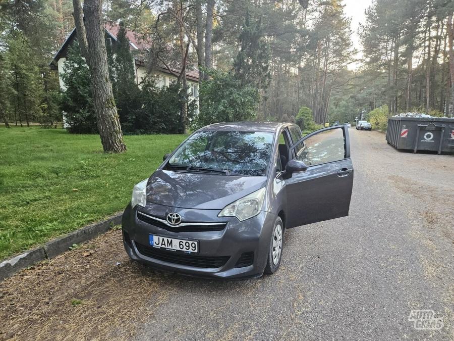 Toyota Verso-S 2012 Kauņa, ar dzinēja tilpumu 1.30 L un nobraukumu 224 tūkst. km par 3850 €, foto 3 vietnē AUTOMOTO.COM.LV