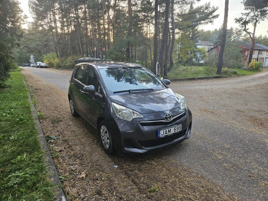 Toyota Verso-S 2012 Kauņa, ar dzinēja tilpumu 1.30 L un nobraukumu 224 tūkst. km par 3850 €, foto 5 vietnē AUTOMOTO.COM.LV