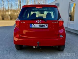 Red Toyota Verso-S 2014 in Riga, with an engine capacity of 1.40 L and mileage of 230 thousand km for 4750 €, photo 6 on AUTOMOTO.COM.LV