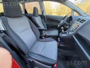 Red Toyota Verso-S 2014 in Riga, with an engine capacity of 1.40 L and mileage of 230 thousand km for 4750 €, photo 20 on AUTOMOTO.COM.LV