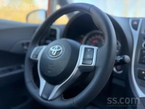 Red Toyota Verso-S 2014 in Riga, with an engine capacity of 1.40 L and mileage of 230 thousand km for 4750 €, photo 21 on AUTOMOTO.COM.LV