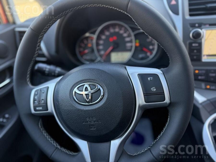 Red Toyota Verso-S 2014 in Riga, with an engine capacity of 1.40 L and mileage of 230 thousand km for 4750 €, photo 22 on AUTOMOTO.COM.LV