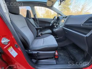 Sarkans Toyota Verso-S 2014 Rīga, ar dzinēja tilpumu 1.40 L un nobraukumu 230 tūkst. km par 4750 €, foto 18 vietnē AUTOMOTO.COM.LV