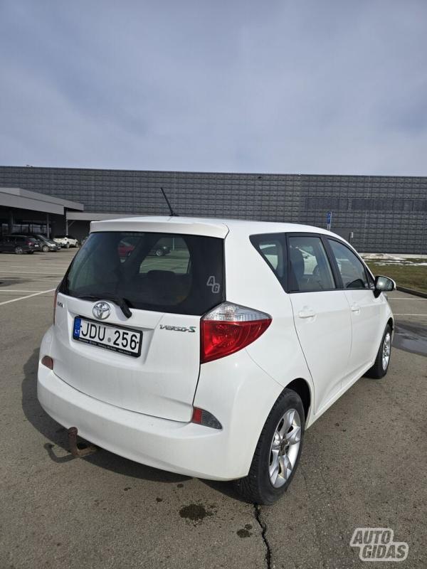 Toyota Verso-S 2014 Šauļi, ar dzinēja tilpumu 1.40 L un nobraukumu 107 tūkst. km par 5400 €, foto 4 vietnē AUTOMOTO.COM.LV