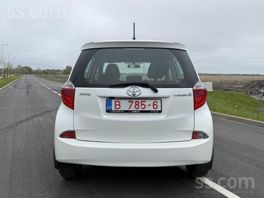 Balts Toyota Verso-S 2011 Liepāja, ar dzinēja tilpumu 1.30 L un nobraukumu 34 tūkst. km par 6600 €, foto 9 vietnē AUTOMOTO.COM.LV