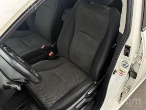 Balts Toyota Verso-S 2011 Liepāja, ar dzinēja tilpumu 1.30 L un nobraukumu 34 tūkst. km par 6600 €, foto 16 vietnē AUTOMOTO.COM.LV
