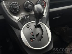 Balts Toyota Verso-S 2011 Liepāja, ar dzinēja tilpumu 1.30 L un nobraukumu 34 tūkst. km par 6600 €, foto 26 vietnē AUTOMOTO.COM.LV