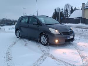 Toyota Verso 2010 in Siauliai, with an engine capacity of 2.00 L and mileage of 340 thousand km for 3500 €, photo  on AUTOMOTO.COM.LV