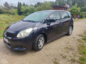Toyota Verso 2010 Šauļi, ar dzinēja tilpumu 2.00 L un nobraukumu 350 tūkst. km par 2900 €, foto  vietnē AUTOMOTO.COM.LV