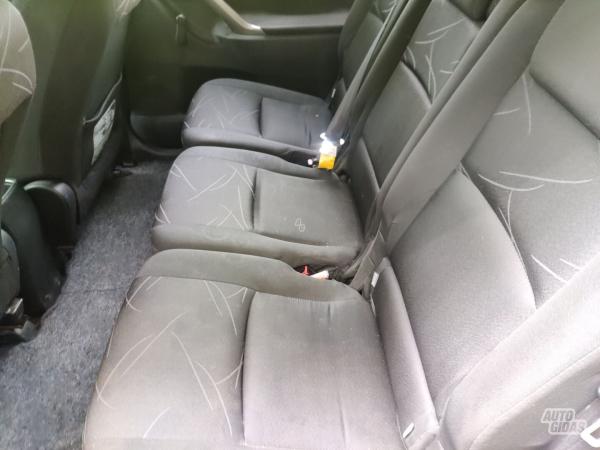 Toyota Verso 2010 Šauļi, ar dzinēja tilpumu 2.00 L un nobraukumu 350 tūkst. km par 2850 €, foto 6 vietnē AUTOMOTO.COM.LV