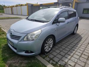 Toyota Verso 2011 Tallina, ar dzinēja tilpumu 2.20 L un nobraukumu 443 tūkst. km par 2600 €, foto  vietnē AUTOMOTO.COM.LV