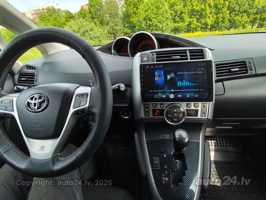 Toyota Verso 2011 Tallina, ar dzinēja tilpumu 2.20 L un nobraukumu 443 tūkst. km par 2600 €, foto 13 vietnē AUTOMOTO.COM.LV