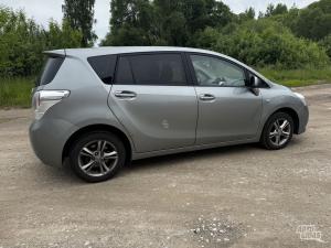 Toyota Verso 2011 Biržai, ar dzinēja tilpumu 2.00 L un nobraukumu 250 tūkst. km par 2200 €, foto 4 vietnē AUTOMOTO.COM.LV