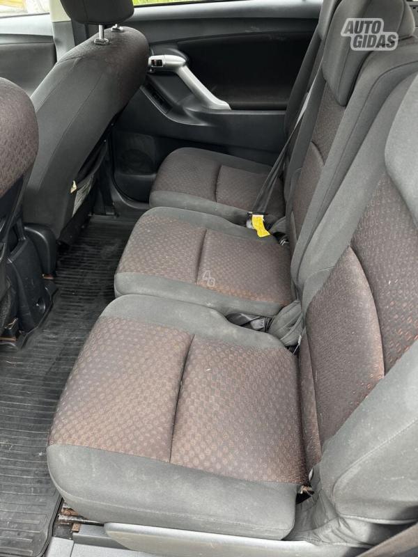 Toyota Verso 2011 Biržai, ar dzinēja tilpumu 2.00 L un nobraukumu 250 tūkst. km par 2200 €, foto 9 vietnē AUTOMOTO.COM.LV