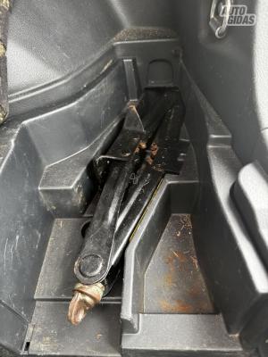 Toyota Verso 2011 Biržai, ar dzinēja tilpumu 2.00 L un nobraukumu 250 tūkst. km par 2200 €, foto 14 vietnē AUTOMOTO.COM.LV