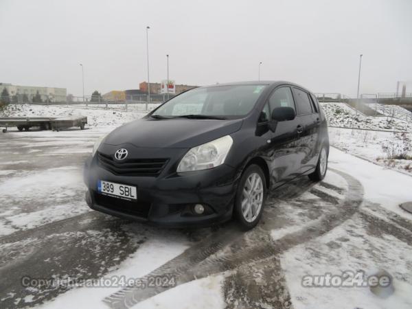 Toyota Verso 2012 in Tartu, with an engine capacity of 2.00 L and mileage of 225 thousand km for 4900 €, photo 1 on AUTOMOTO.COM.LV