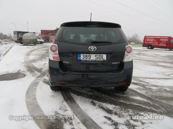 Toyota Verso 2012 in Tartu, with an engine capacity of 2.00 L and mileage of 225 thousand km for 4900 €, photo 4 on AUTOMOTO.COM.LV
