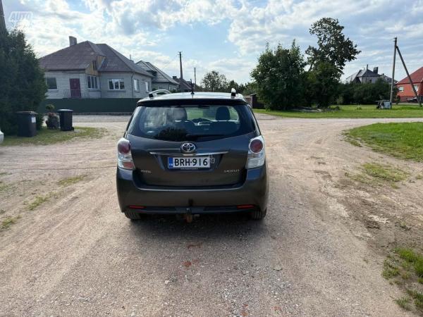 Тойота Версо 2013 в Таураге на AUTOMOTO.COM.LV Тойота Версо 2013 в Таураге, объемом двигателя 2.00 л и пробегом 320 тыс. км за 3200 €, фото 3 на AUTOMOTO.COM.LV