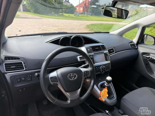 Тойота Версо 2013 в Таураге на AUTOMOTO.COM.LV Тойота Версо 2013 в Таураге, объемом двигателя 2.00 л и пробегом 320 тыс. км за 3200 €, фото 6 на AUTOMOTO.COM.LV