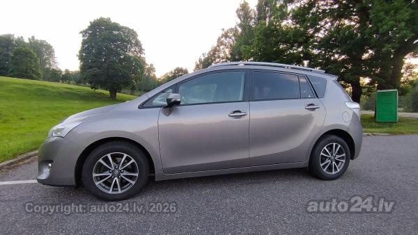 Toyota Verso 2014 Tallina, ar dzinēja tilpumu 1.60 L un nobraukumu 339 tūkst. km par 3990 €, foto 10 vietnē AUTOMOTO.COM.LV
