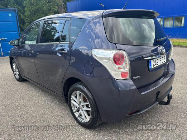 Toyota Verso 2015 Paide, ar dzinēja tilpumu 1.60 L un nobraukumu 230 tūkst. km par 7890 €, foto 4 vietnē AUTOMOTO.COM.LV