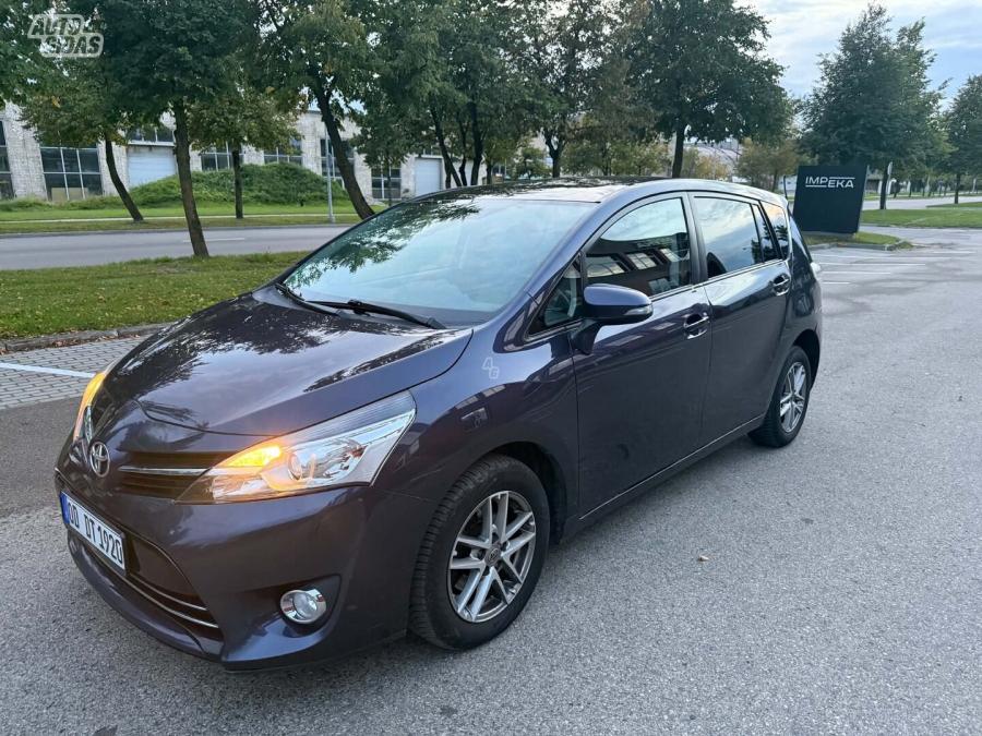 Toyota Verso 2015 Mažeikiai, ar dzinēja tilpumu 1.60 L un nobraukumu 239 tūkst. km par 5550 €, foto 1 vietnē AUTOMOTO.COM.LV