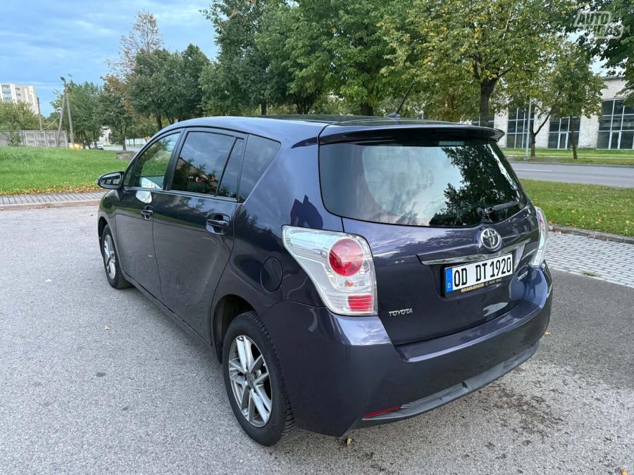 Toyota Verso 2015 Mažeikiai, ar dzinēja tilpumu 1.60 L un nobraukumu 239 tūkst. km par 5550 €, foto 4 vietnē AUTOMOTO.COM.LV