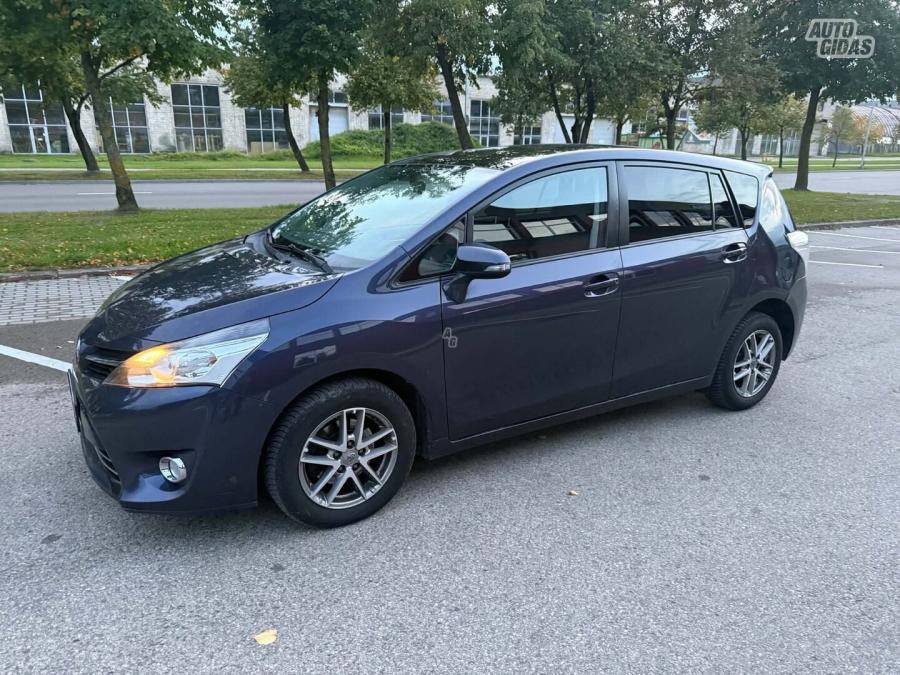 Toyota Verso 2015 Mažeikiai, ar dzinēja tilpumu 1.60 L un nobraukumu 239 tūkst. km par 5550 €, foto 9 vietnē AUTOMOTO.COM.LV