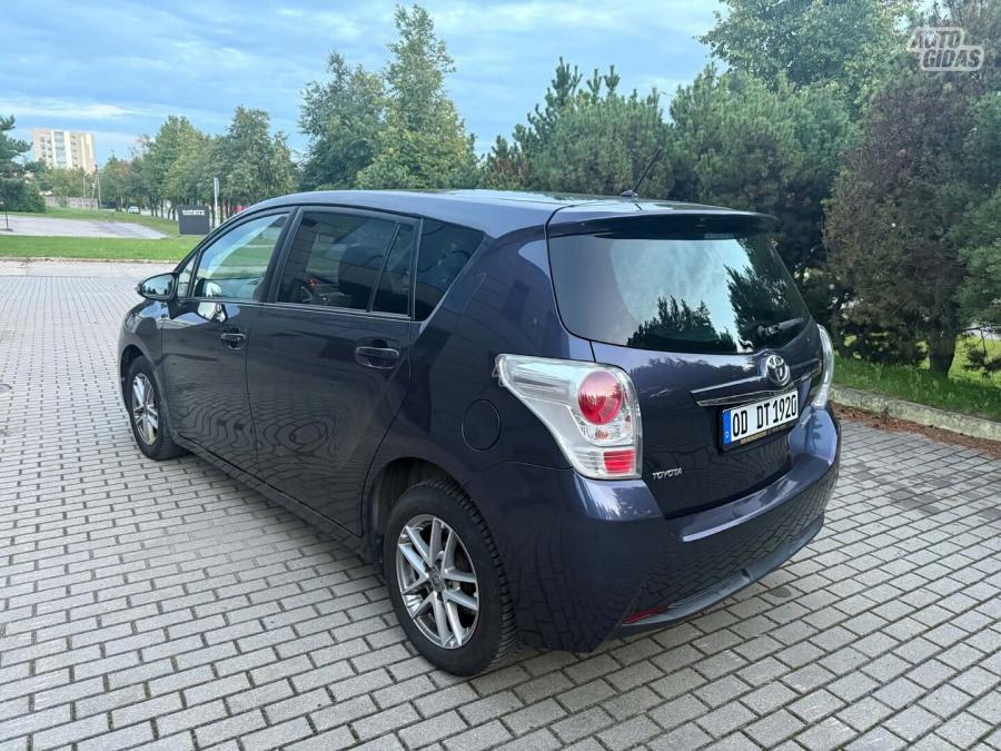 Toyota Verso 2015 Mažeikiai, ar dzinēja tilpumu 1.60 L un nobraukumu 239 tūkst. km par 5550 €, foto 12 vietnē AUTOMOTO.COM.LV