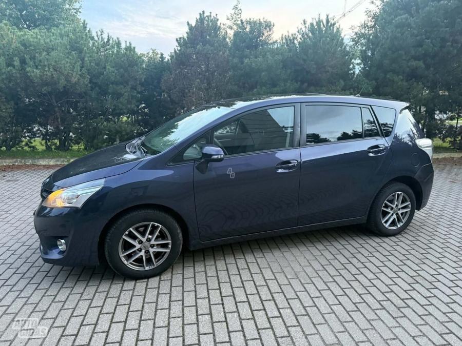 Toyota Verso 2015 Mažeikiai, ar dzinēja tilpumu 1.60 L un nobraukumu 239 tūkst. km par 5550 €, foto 13 vietnē AUTOMOTO.COM.LV