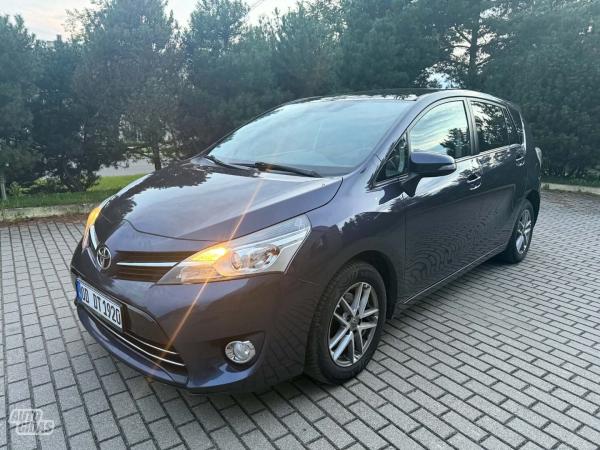 Тойота Версо 2015 в Мажейкяй на AUTOMOTO.COM.LV Тойота Версо 2015 в Мажейкяй, объемом двигателя 1.60 л и пробегом 239 тыс. км за 5500 €, фото 11 на AUTOMOTO.COM.LV