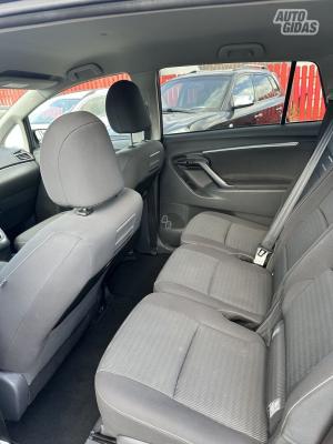 Toyota Verso 2016 in Pabrade, with an engine capacity of 1.60 L and mileage of 267 thousand km for 6800 €, photo 9 on AUTOMOTO.COM.LV