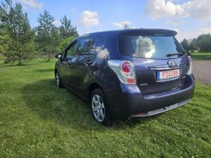 Violets Toyota Verso 2015 Viļņa, ar dzinēja tilpumu 1.60 L un nobraukumu 271 tūkst. km par 4900 €, foto 6 vietnē AUTOMOTO.COM.LV
