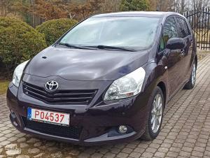 Violet Toyota Verso 2010 in Telschi, with an engine capacity of 2.20 L and mileage of 239 thousand km for 3950 €, photo  on AUTOMOTO.COM.LV