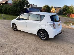Balts Toyota Verso 2014 Telšiai, ar dzinēja tilpumu 1.60 L un nobraukumu 220 tūkst. km par 4690 €, foto 6 vietnē AUTOMOTO.COM.LV