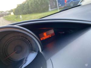 Balts Toyota Verso 2014 Telšiai, ar dzinēja tilpumu 1.60 L un nobraukumu 220 tūkst. km par 4690 €, foto 10 vietnē AUTOMOTO.COM.LV