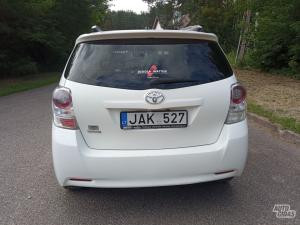 Balts Toyota Verso 2011 Viļņa, ar dzinēja tilpumu 2.00 L un nobraukumu 234 tūkst. km par 3790 €, foto 6 vietnē AUTOMOTO.COM.LV
