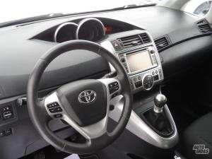 Balts Toyota Verso 2012 Klaipėda, ar dzinēja tilpumu 2.00 L un nobraukumu 183 tūkst. km par 5500 €, foto 5 vietnē AUTOMOTO.COM.LV