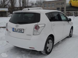Balts Toyota Verso 2012 Klaipėda, ar dzinēja tilpumu 2.00 L un nobraukumu 183 tūkst. km par 5500 €, foto 13 vietnē AUTOMOTO.COM.LV