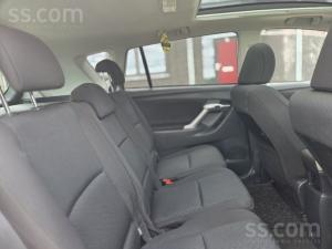 Balts Toyota Verso 2012 Rīga, ar dzinēja tilpumu 2.00 L un nobraukumu 240 tūkst. km par 4650 €, foto 15 vietnē AUTOMOTO.COM.LV