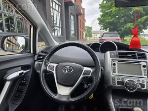 Balts Toyota Verso 2012 Rīga, ar dzinēja tilpumu 2.00 L un nobraukumu 240 tūkst. km par 4650 €, foto 19 vietnē AUTOMOTO.COM.LV